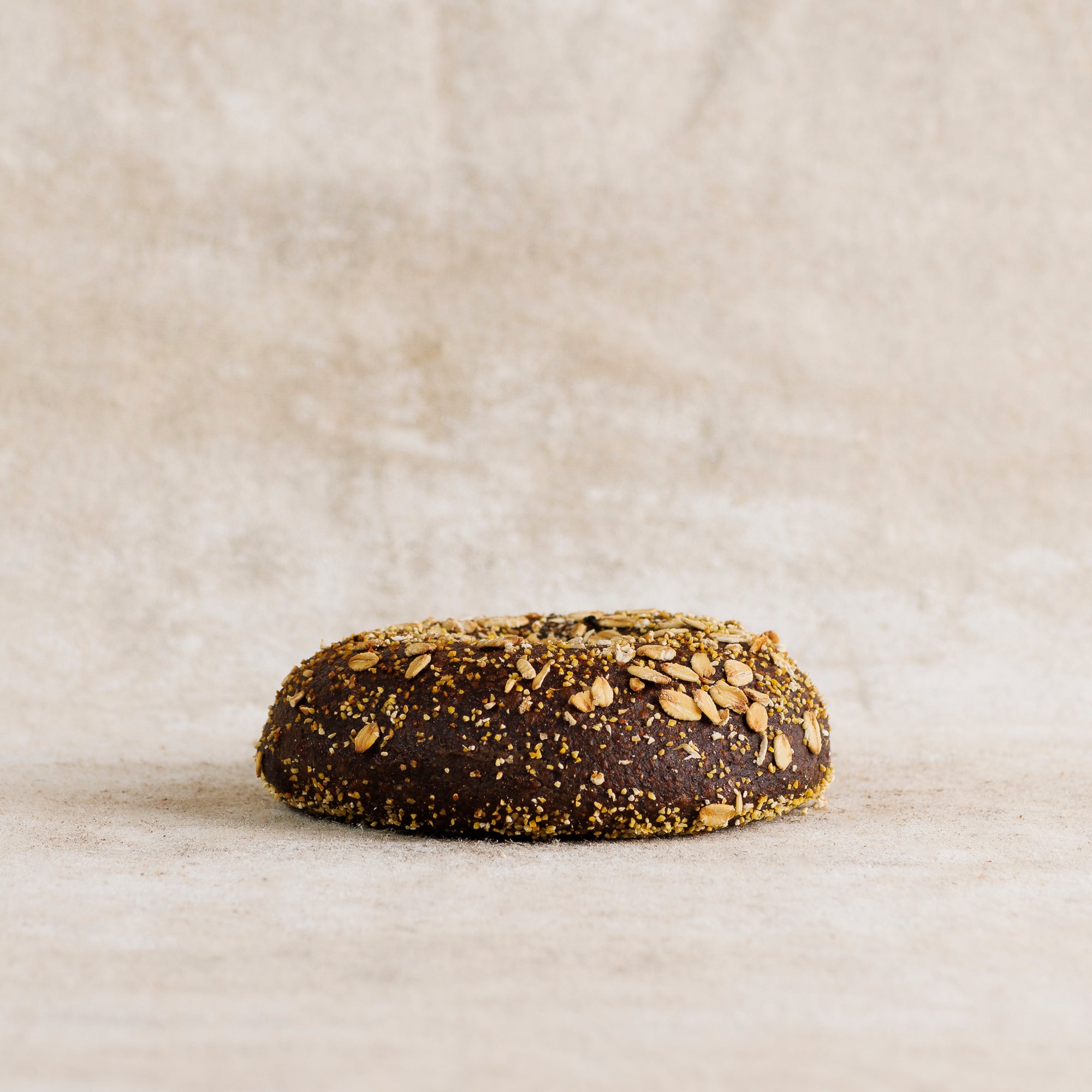 Sourdough Pumpernickel Bagel – Jyan Isaac Bread