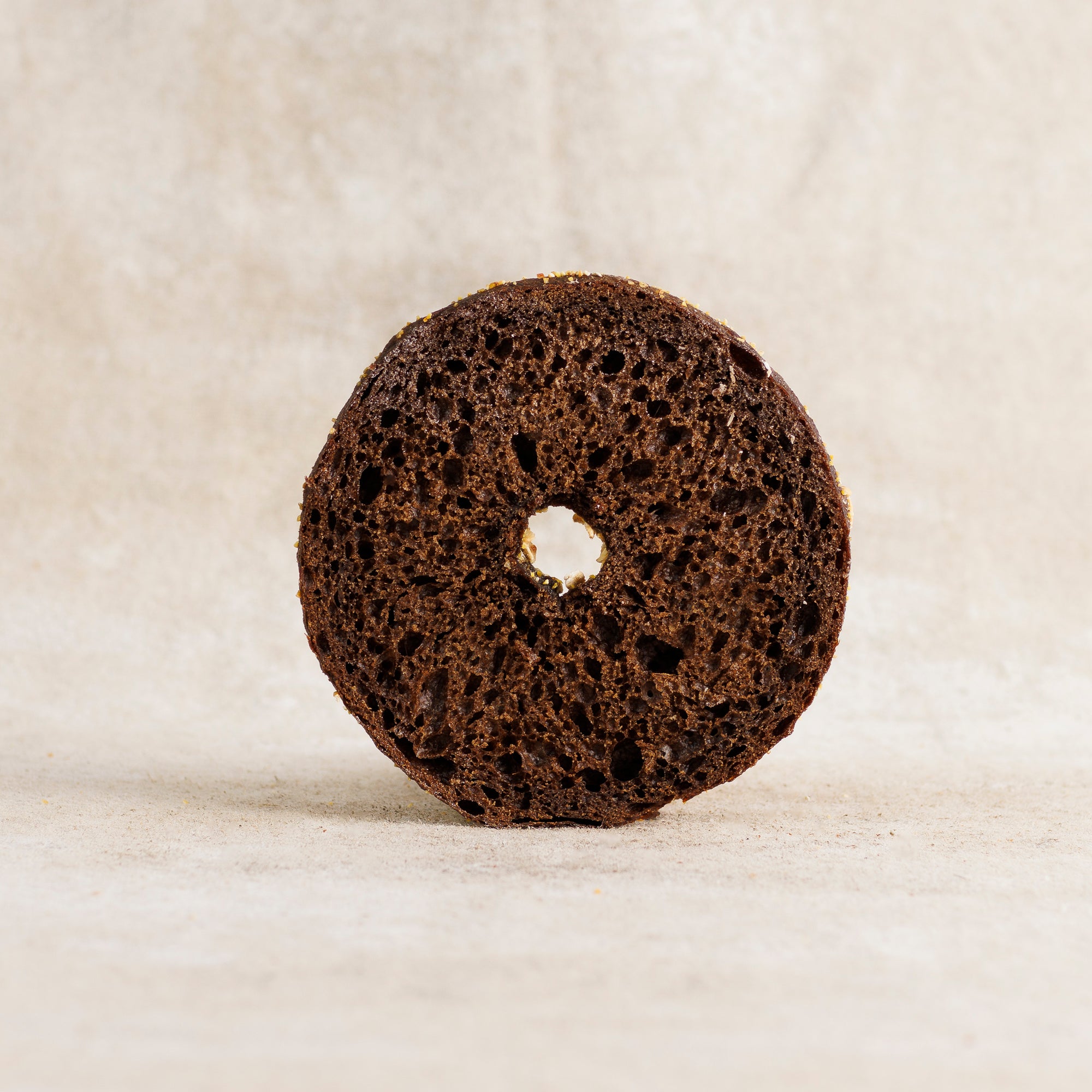 Sourdough Pumpernickel Bagel – Jyan Isaac Bread